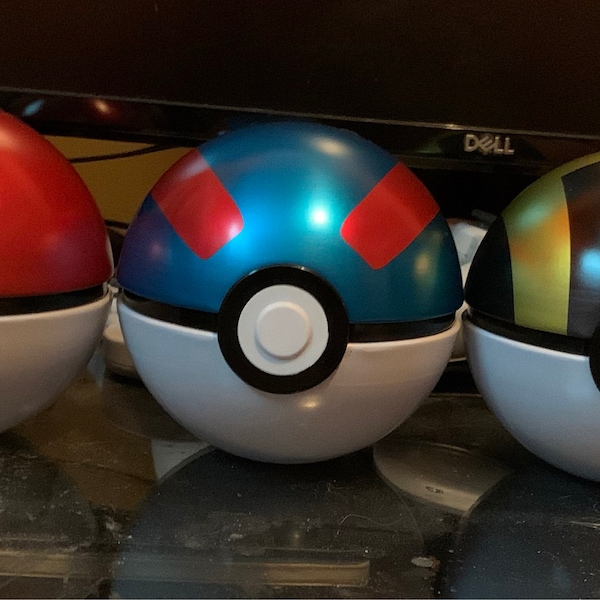 Pokémon Official Pokeball | Perfect for Cosplay, Display, Gifts, and ...