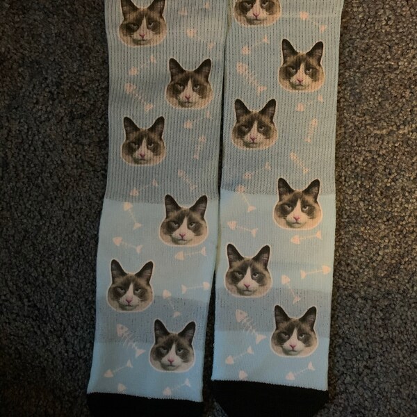 Custom Cat Face Socks, Cat Mom Gifts, Gifts for Cat Lovers, Cat Person ...
