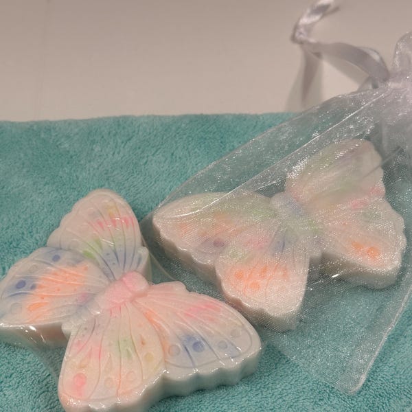 Miniature Seashell Soaps: Coastal Wedding Favors, Beach-themed Guest ...