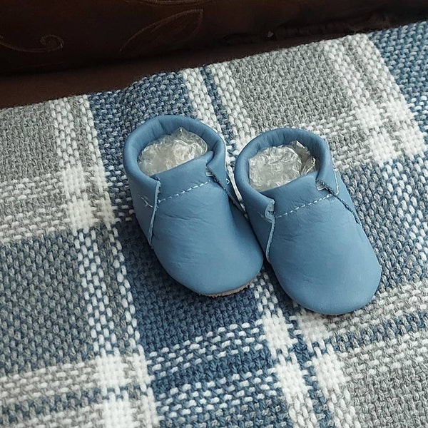 Simple Leather Baby Shoe Pattern for Leathercrafters - Baby & Toddler ...