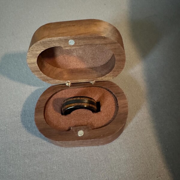 Whiskey Barrel Ring With Wood Inlay, Unique Wedding Band Mens ...
