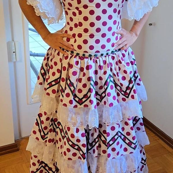 Stunning Yellow Ruffled Flamenco/mermaid Skirt With Colourful Appliqué ...