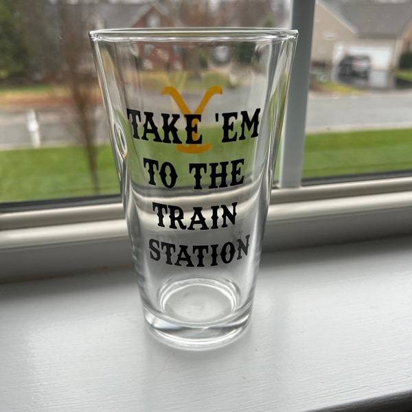 Graduation Wine Glass, College Graduation Glass, Graduation Gift, High ...