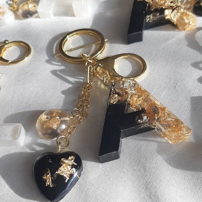 Personalized Epoxy Resin Letter Keychains, Custom Letter Keychain ...