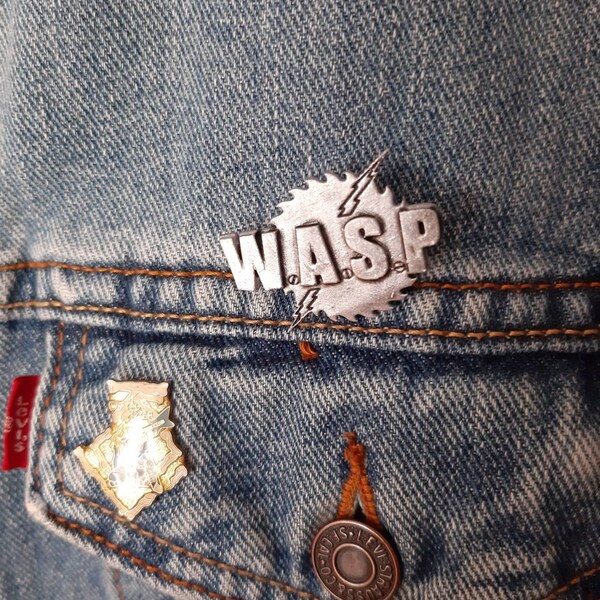 Hello | Marcus the Worm Art Print - Etsy