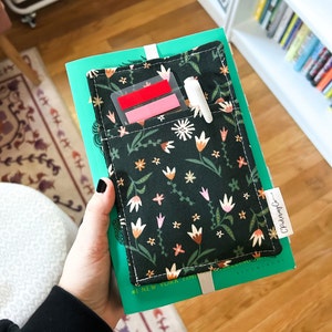 Green Floral Bookmark - Etsy