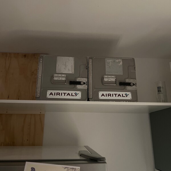 2 TRANSAVIA Aluminium Airline CONTAINERS KSSU Containers ...