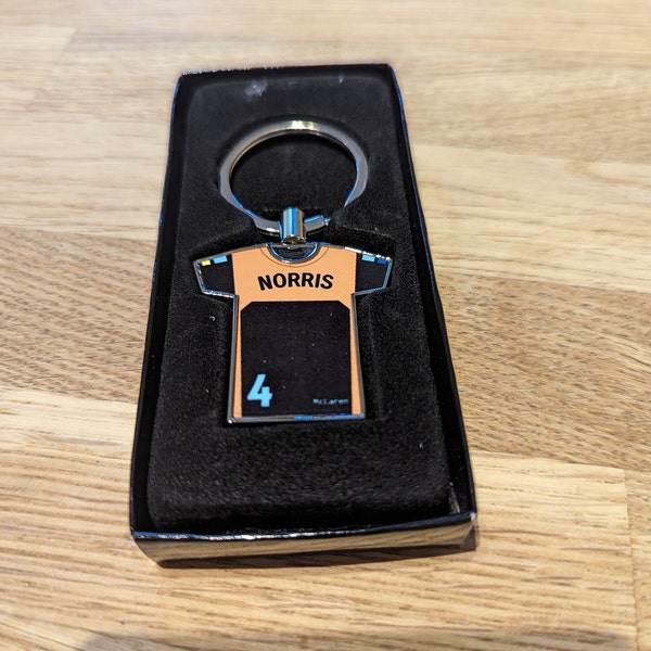 Personalised Formula One Mclaren Shirt Keyring - Lando & Daniel Fan ...