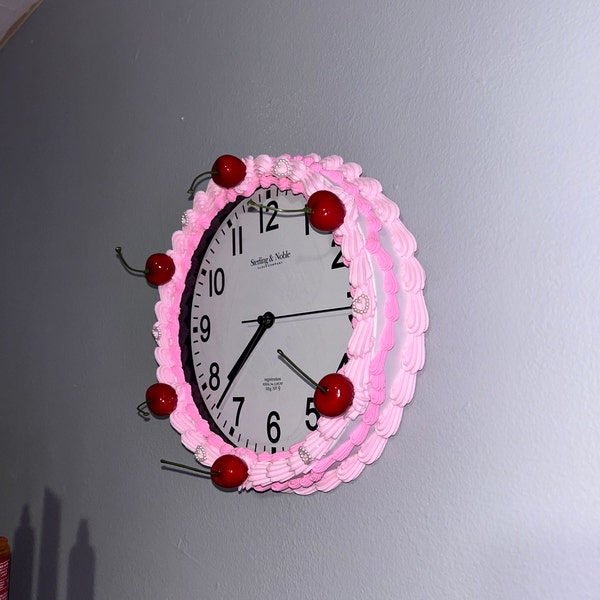 Vintage Style Kawaii Coquette Pink and White Fake Cake Clock With ...