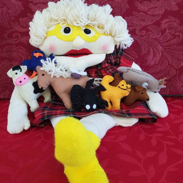 I Know an Old Woman - PDF Doll Pattern (doll, Fly, Spider, Bird, Cat ...