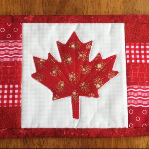 Canadian Flag (maple Leaf) Mug Rug - Etsy
