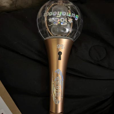 Ateez Aniteez Seonghwa Ddeongbyeoli Lightstick Cover Lightiny Bunny ...