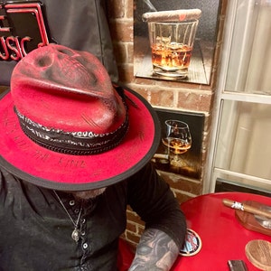 Vintage Rare Hat, High Bowler Western Cowboy Distressed.1 Stock 55cm - Etsy