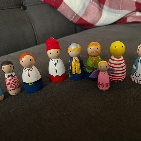 Custom Design Peg Dolls - Etsy