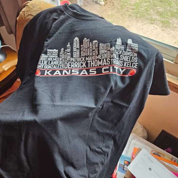 Chicago Football Team 23 Player Roster, Chicago City Skyline Shirt - Etsy