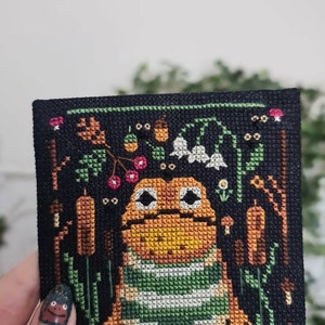 Toad Cross Stitch Pattern, Frog Cross Stitch, Spring Cross Stitch ...