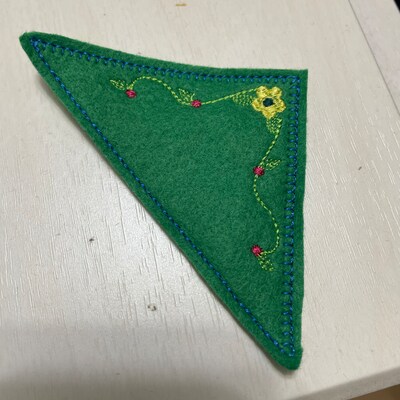 Floral Corner Bookmark Machine Embroidery Design, Digital Design ...