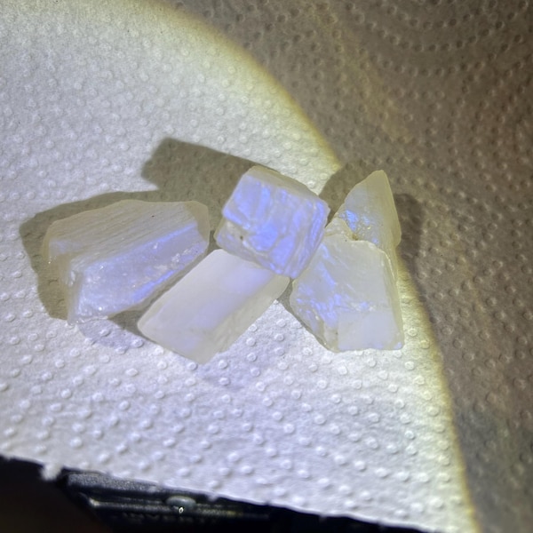 Raw White Gorgeous Moonstone Gorgeous Rough Stone , Natural Raw ...