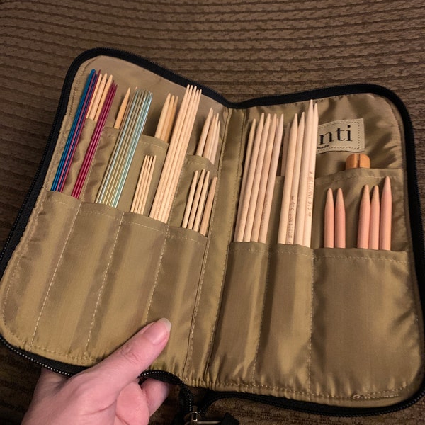 Atenti Needles Case, Spot on Night Cut Velvet Fabric Zipper Case for ...