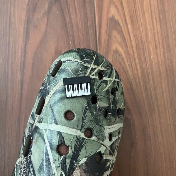 Hibiscus Flower Croc Charm - Etsy