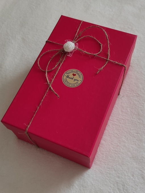 Handmade Crochet Newborn Outfit: Minion Inspired Photo Prop - Etsy