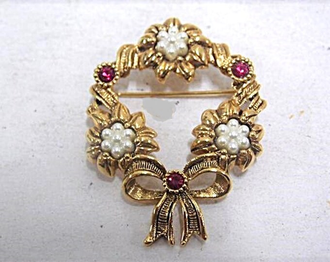 Large Treble Clef Metal Wall Decor Music Symbol in Excellent Condition ...