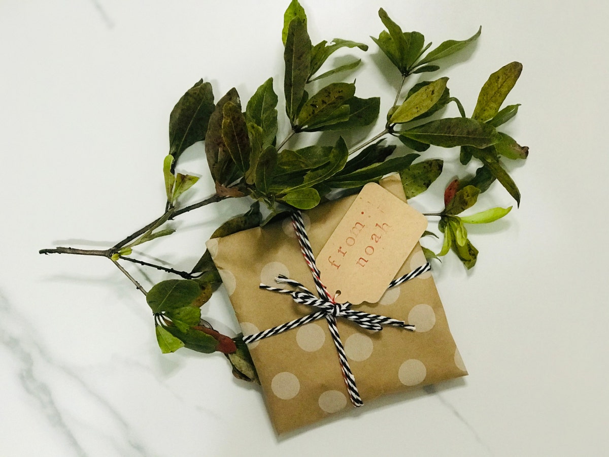 Mickey Mouse Polychromatic Scrub Cap With Buttons to Hold Mask / Disney ...