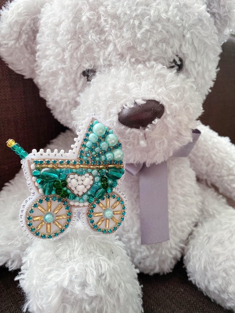 Flower Iris DIY Brooch Bead Embroidery KIT/ Iris Brooch Kit/ - Etsy