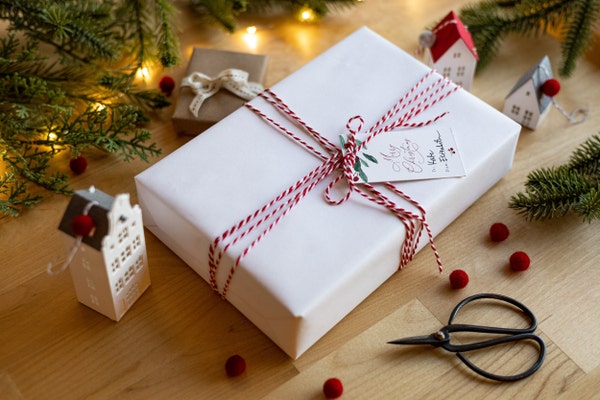 ETSY DESIGN AWARDS Finalist 2023: Half-timbered Layered Paper Christmas ...