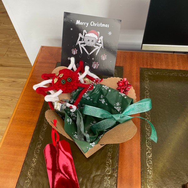 Elmo & Cookie Monster Spider Fan Art Knitted Sesame Street Cutey Crawly ...