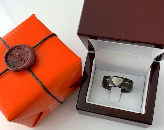 Custom Family Crest Ring Set Matching Wedding Bands His Hers Gold ...