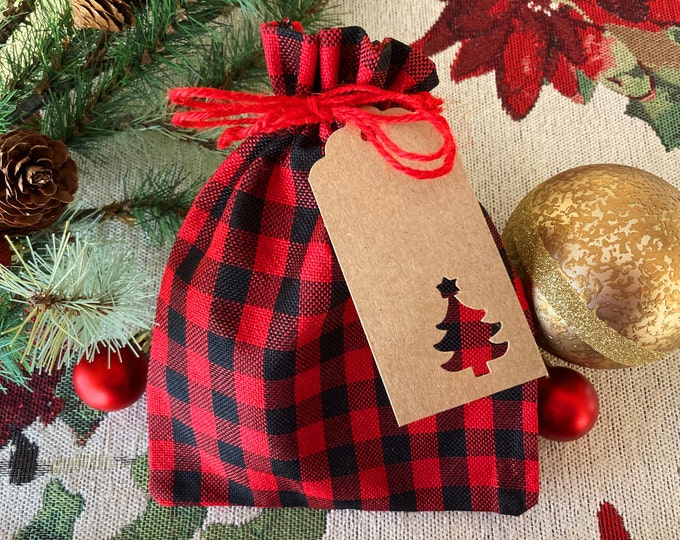 Female Cardinal HANDPAINTED Wood Slice Christmas Ornament - Etsy