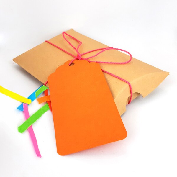 Art Gallery Frame Pin | Frame Your Pins Within an Enamel Pin | Cute ...