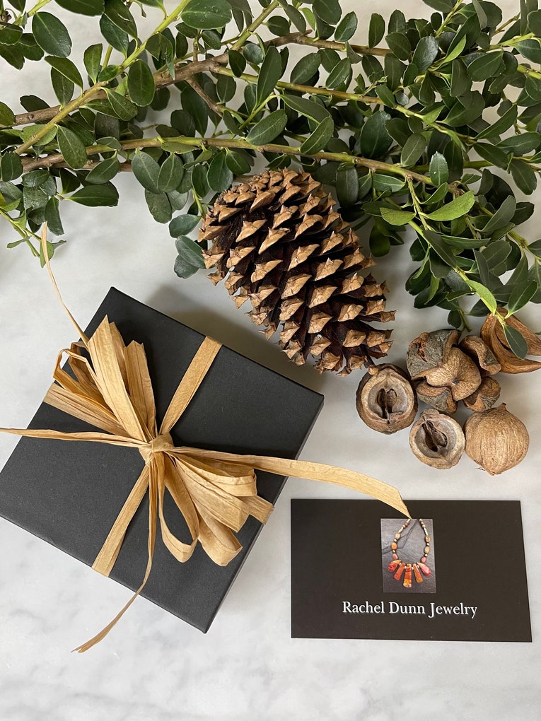 Rainbow Moonstone Necklace, 14kt Gold Filled Chain, Calming Crystal - Etsy