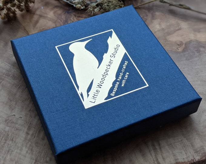 Segnalibro inciso personalizzato in vera pelle regalo per lui - regalo ...
