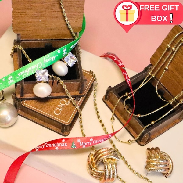 Lesbian Pride Necklace, Double Venus Pendant, LGBT Jewelry, Valentine's ...