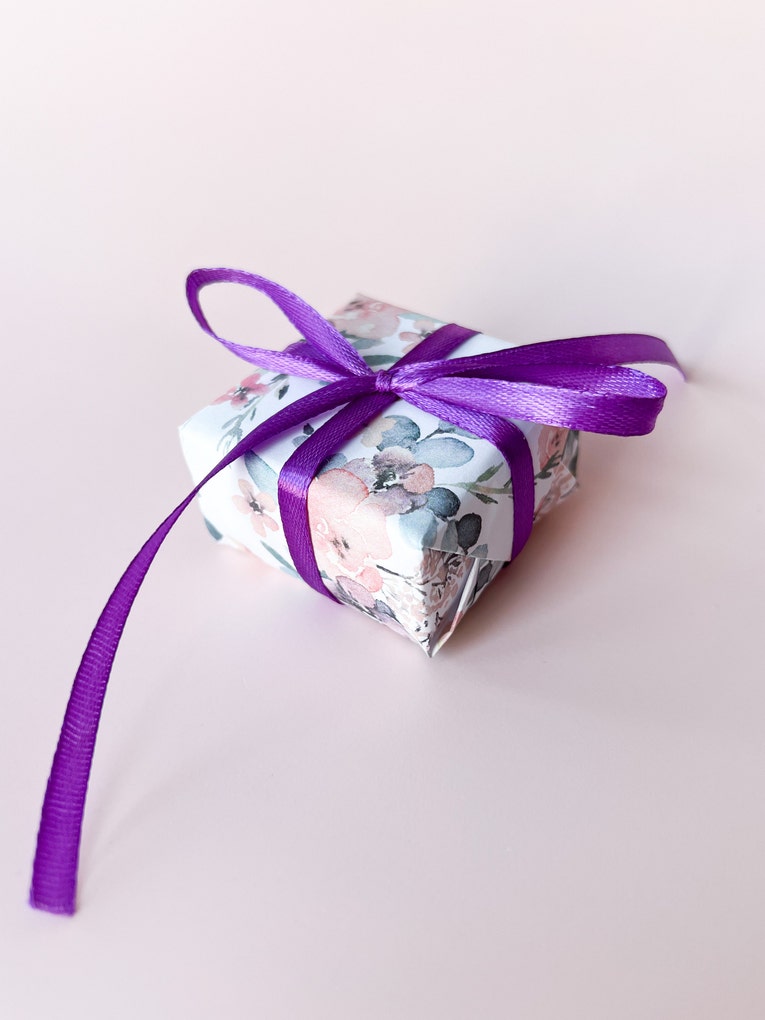 Handmade White Stud Earrings With Gold Foil - Hypoallergenic Surgical ...