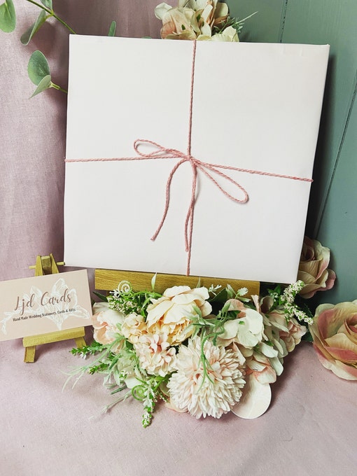 Thistle Wedding Invitation: Scottish Watercolor Design - Etsy UK