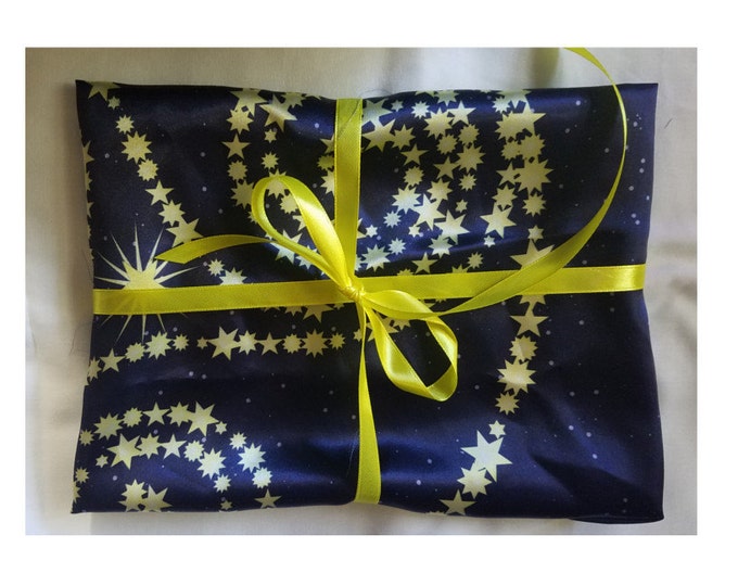 Ring of Winter Trees Pagan or Wicca Altar Cloth or Tarot Mat. Matching ...