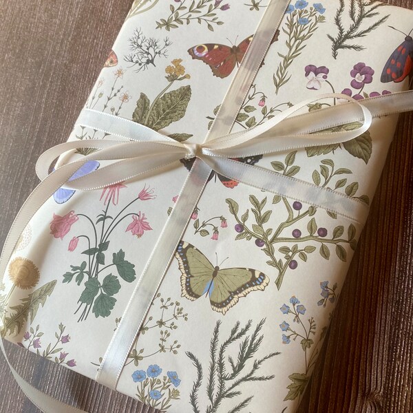 A5 Embroidered Flower Garden Guestbook/memory Book: Hardcover Scrapbook ...