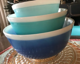 pyrex i love pyrex kitchen decor nesting bowls