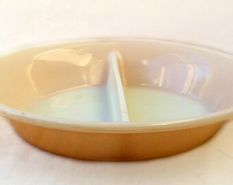 Vintage Pyrex Daisy Divided Baking Dish