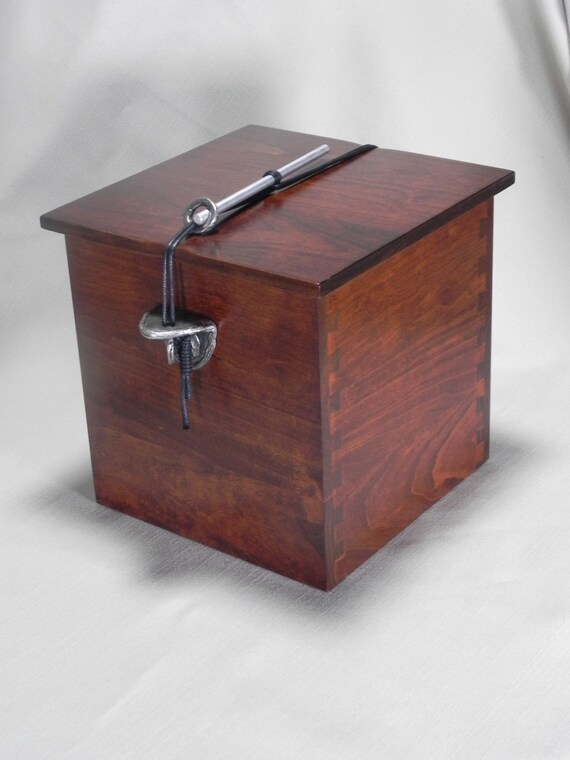 Cremation urn 3 Cremation urns Urns for ashes Memorial