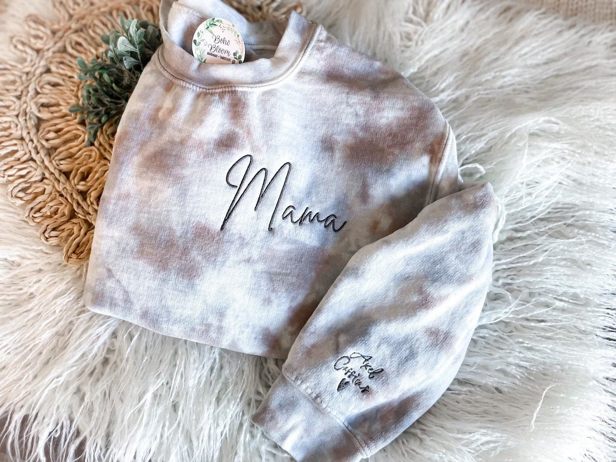 The Best Personalized Gifts For Mom She’s Sure To Adore | Etsy