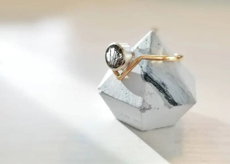 Non-Traditional Engagement Rings for Modern Brides | Etsy