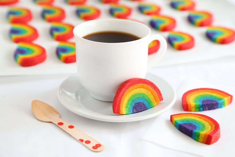 Show Your Pride With DIY Rainbow Cookies | Etsy
