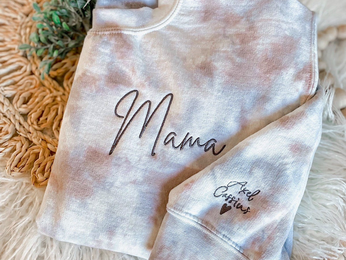 The Best Personalized Gifts For Mom She’s Sure To Adore | Etsy