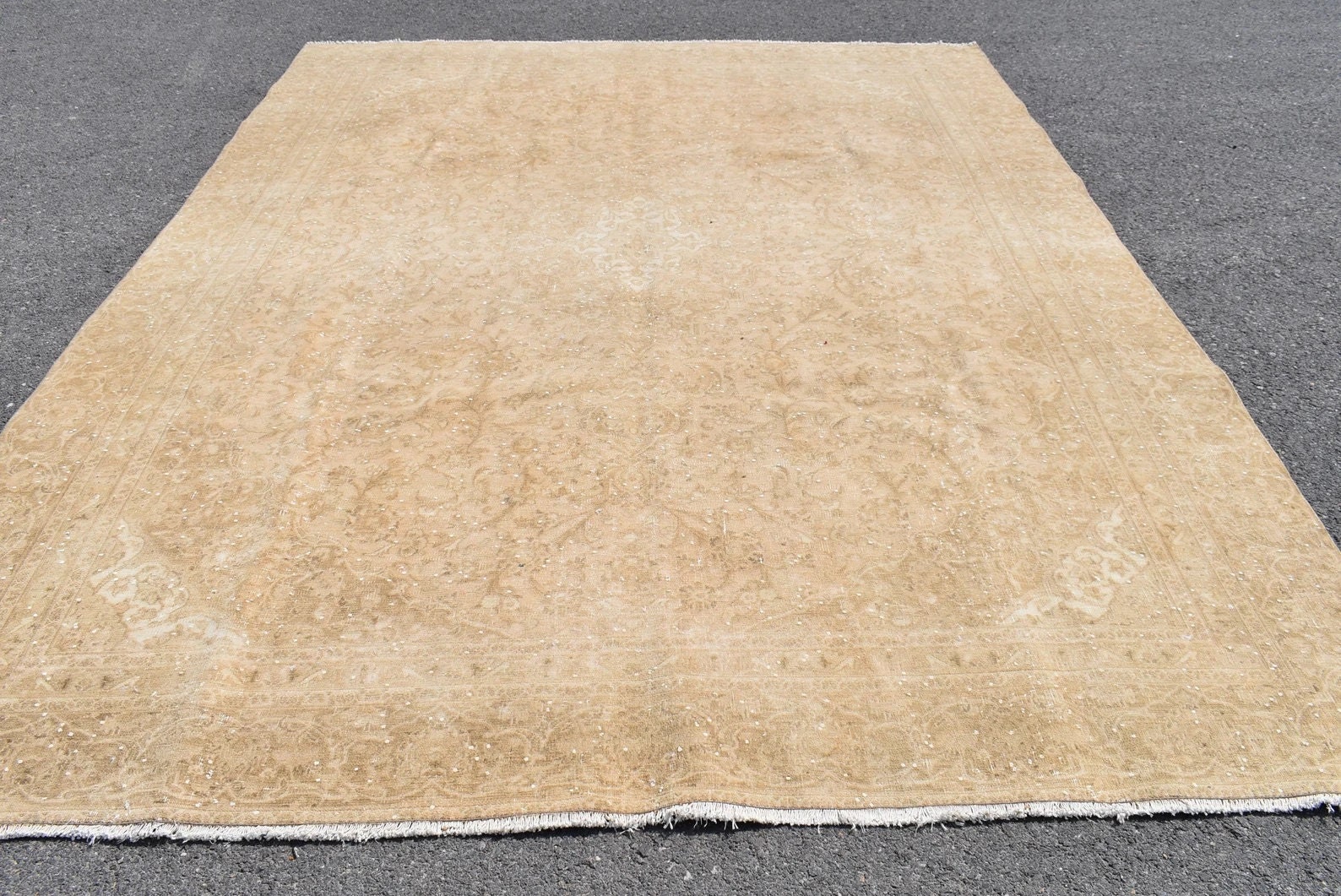 17 Best Rugs To Decorate Your Home | Etsy