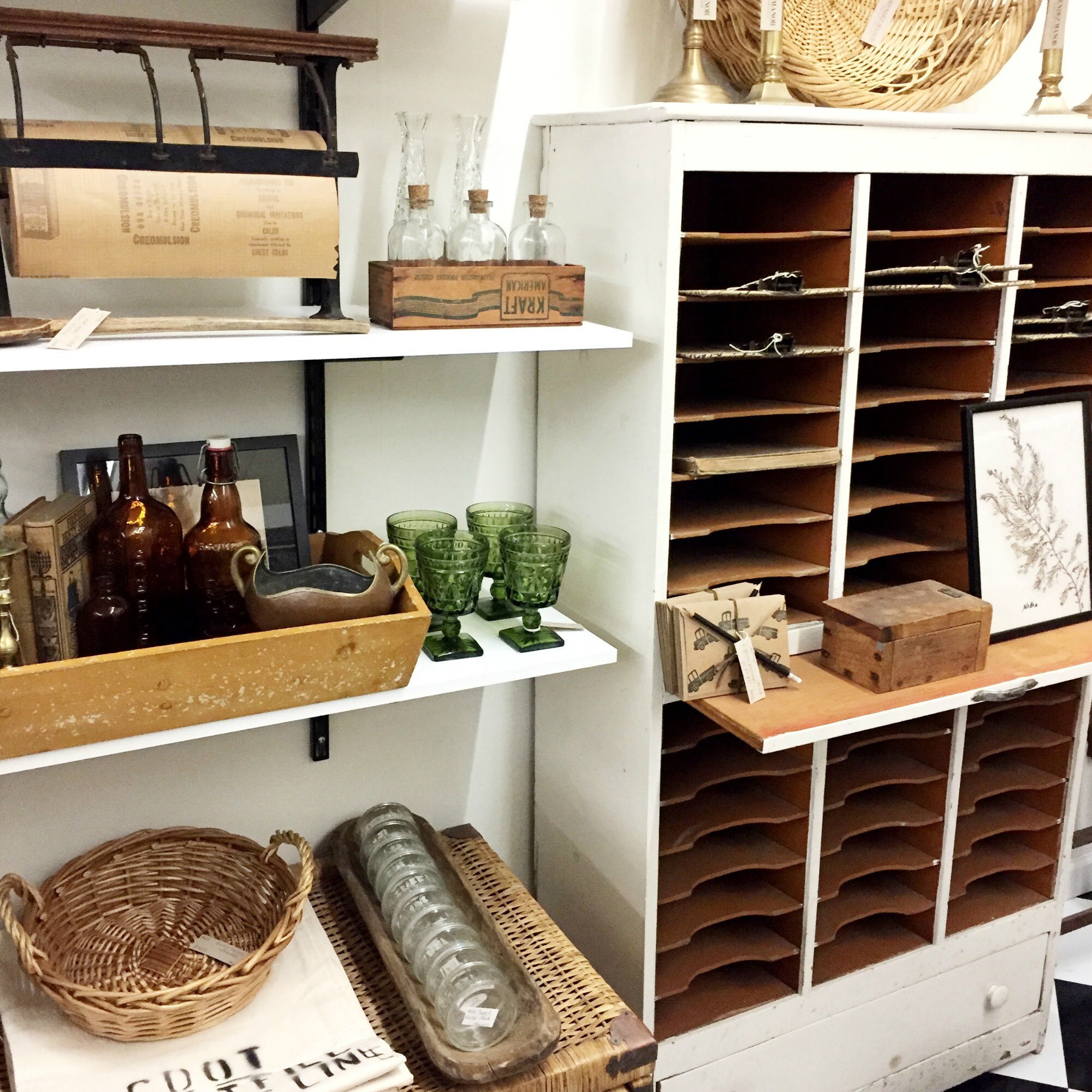 Gallery - MENDEZ MANOR