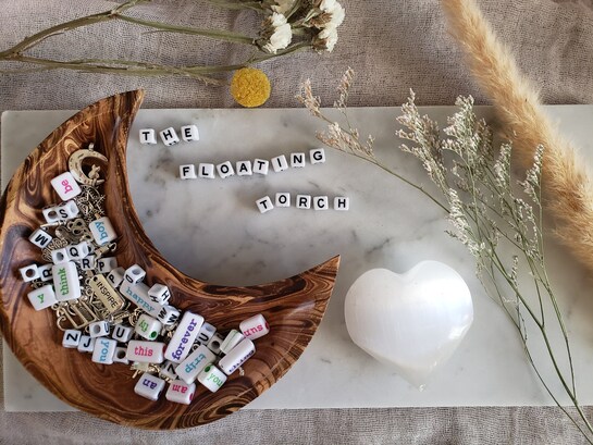 TheFloatingTorch - Etsy